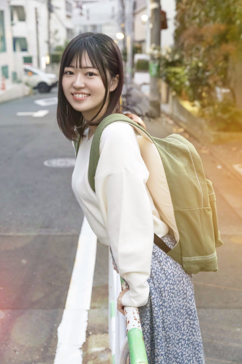 人生で1番最初のセックス！男性経験0人で温泉旅館の仲居として働く、小森はるきちゃんが処女喪失SEXでAVデビュー！ | 日刊SODオンライン